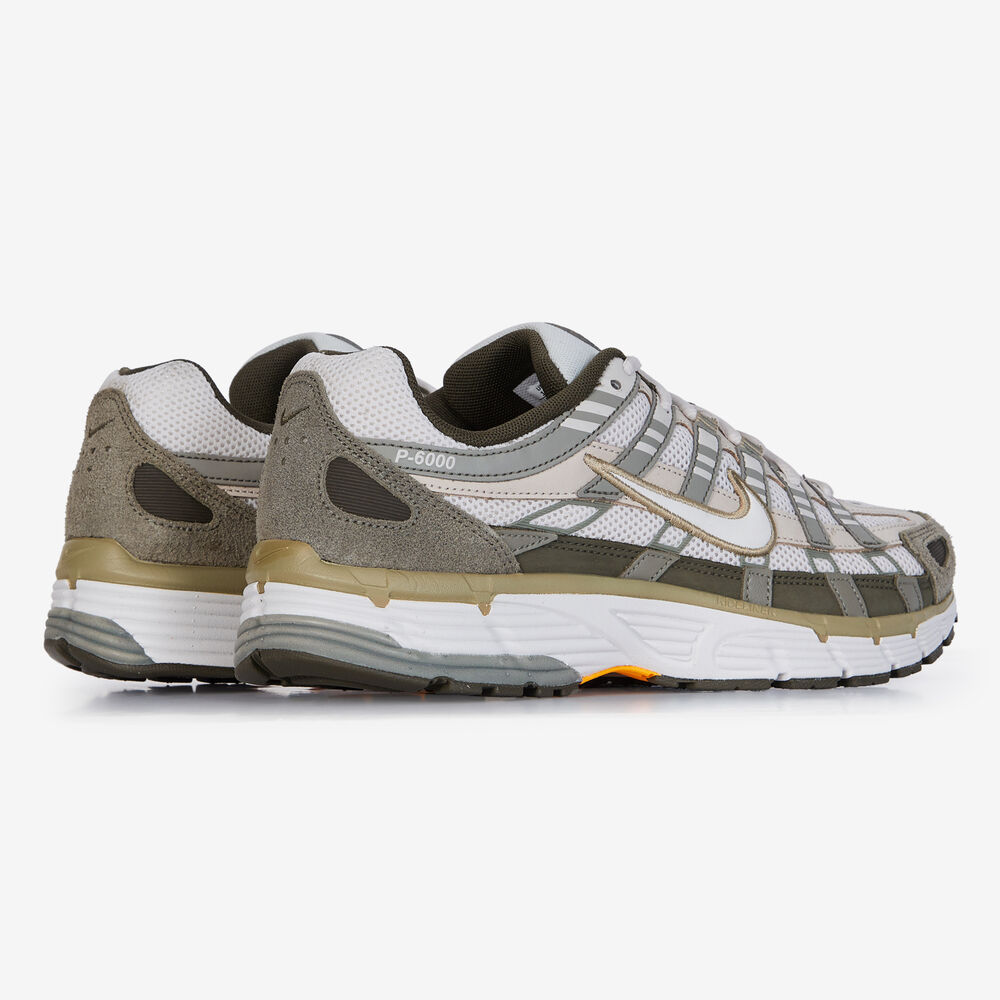 NIKE P-6000 BEIGE/KHAKI - SNEAKERS HEREN | Courir.nl